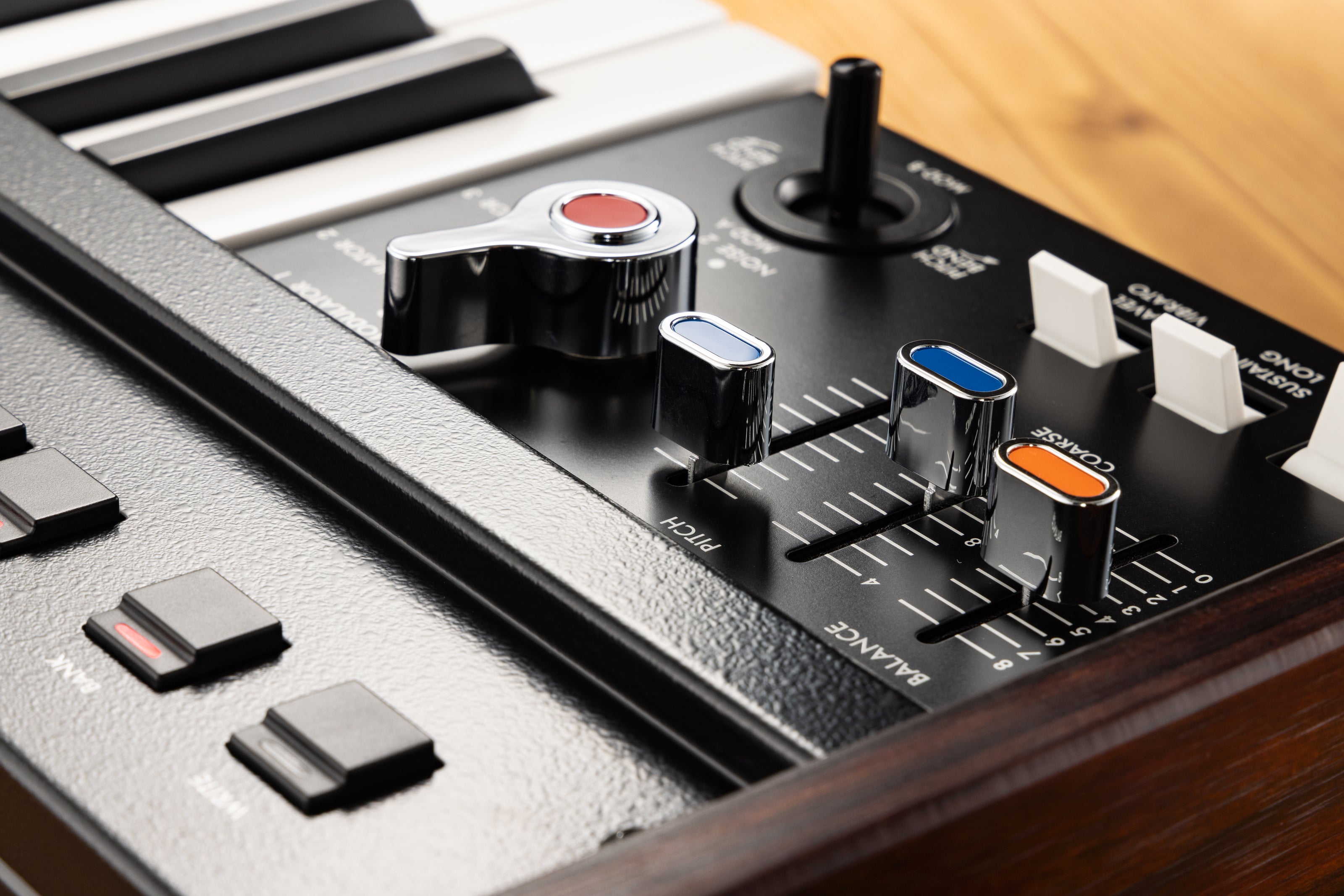 miniKORG 700Sm | KORG USA